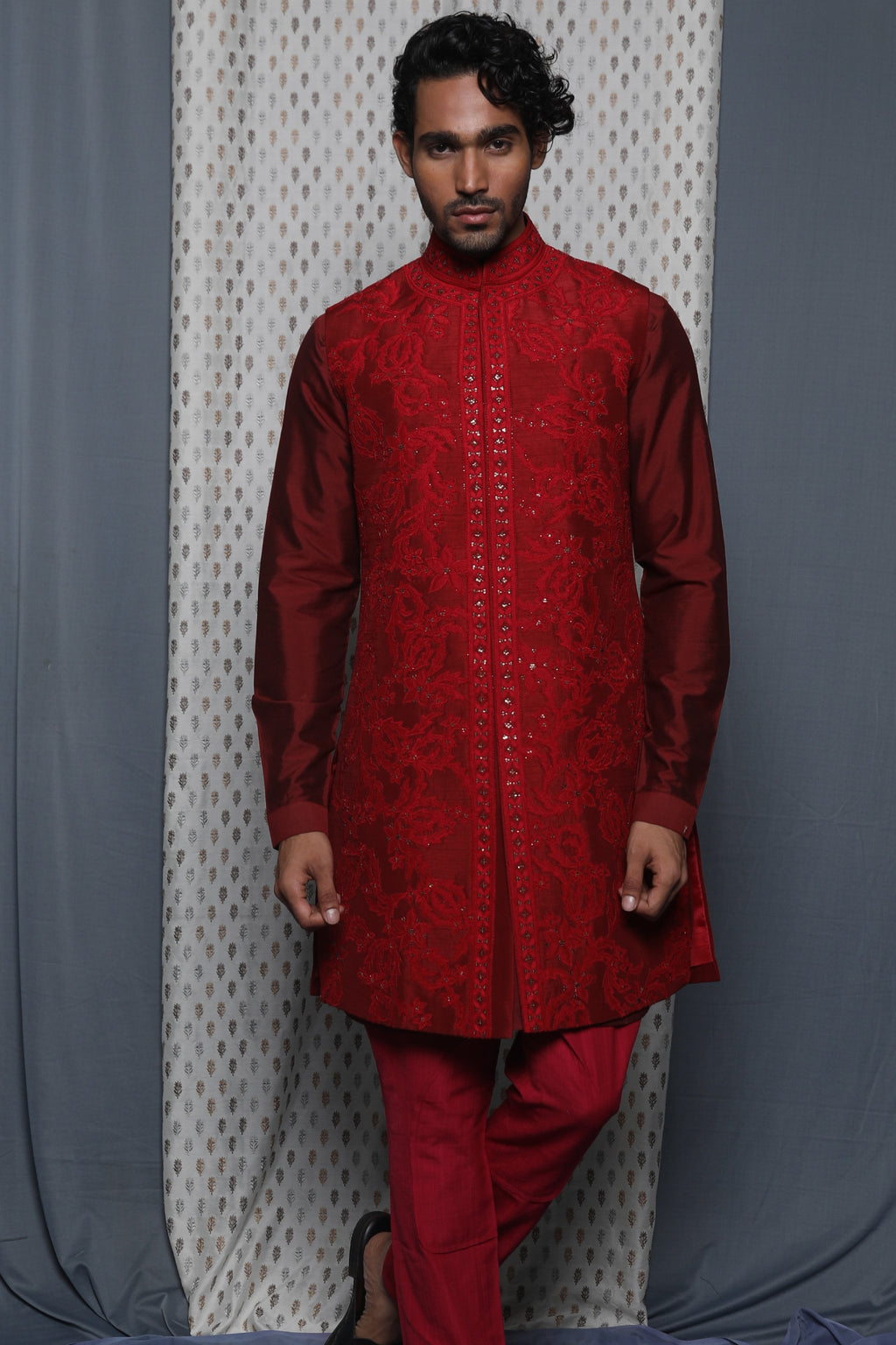 Red embroidered Long bundi – krishnamehtas